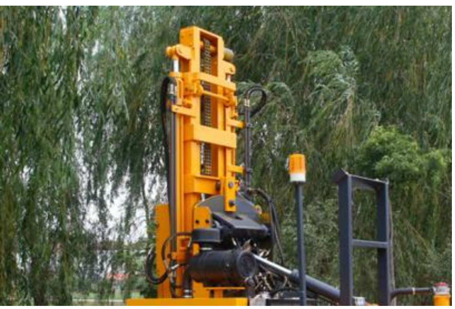 ES-E HYDRAULIC PHOTOVALTIC SOLAR PANEL POST PILE DRIVER - Estraffic ...